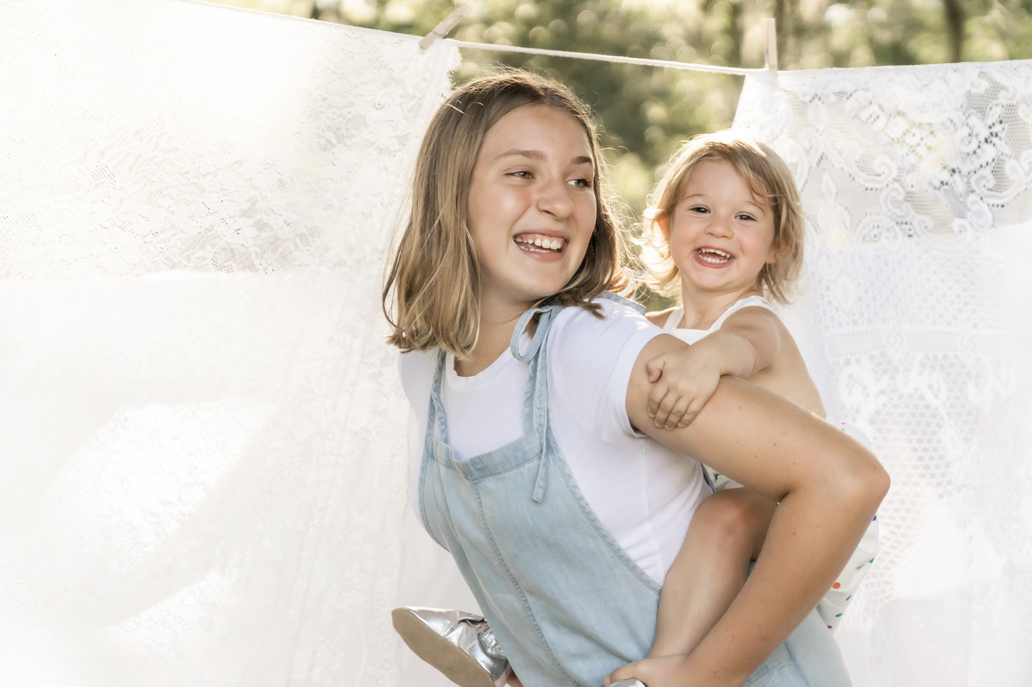 Clothesline Family Photography in Kingsland Georgia - The Living Lenz